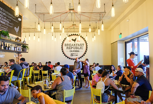 【美食偵察】Breakfast Republic~贏得「最佳早餐」頭銜就是這間！ - 哇靠!洛杉磯